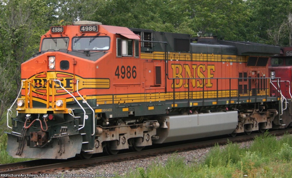 BNSF 4986